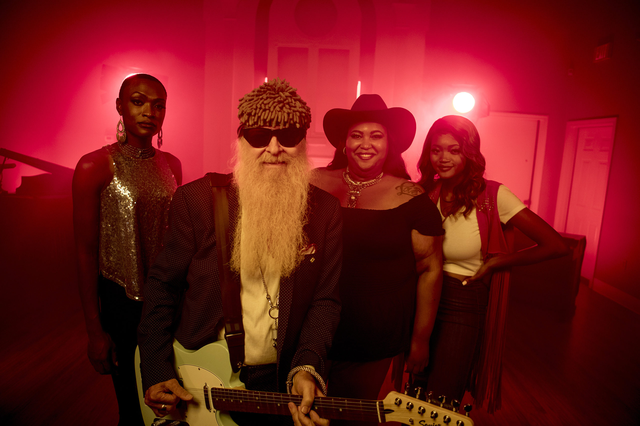 CHAPEL HART – Country Pop-Band mit prominentem Single/Video-Debüt ...