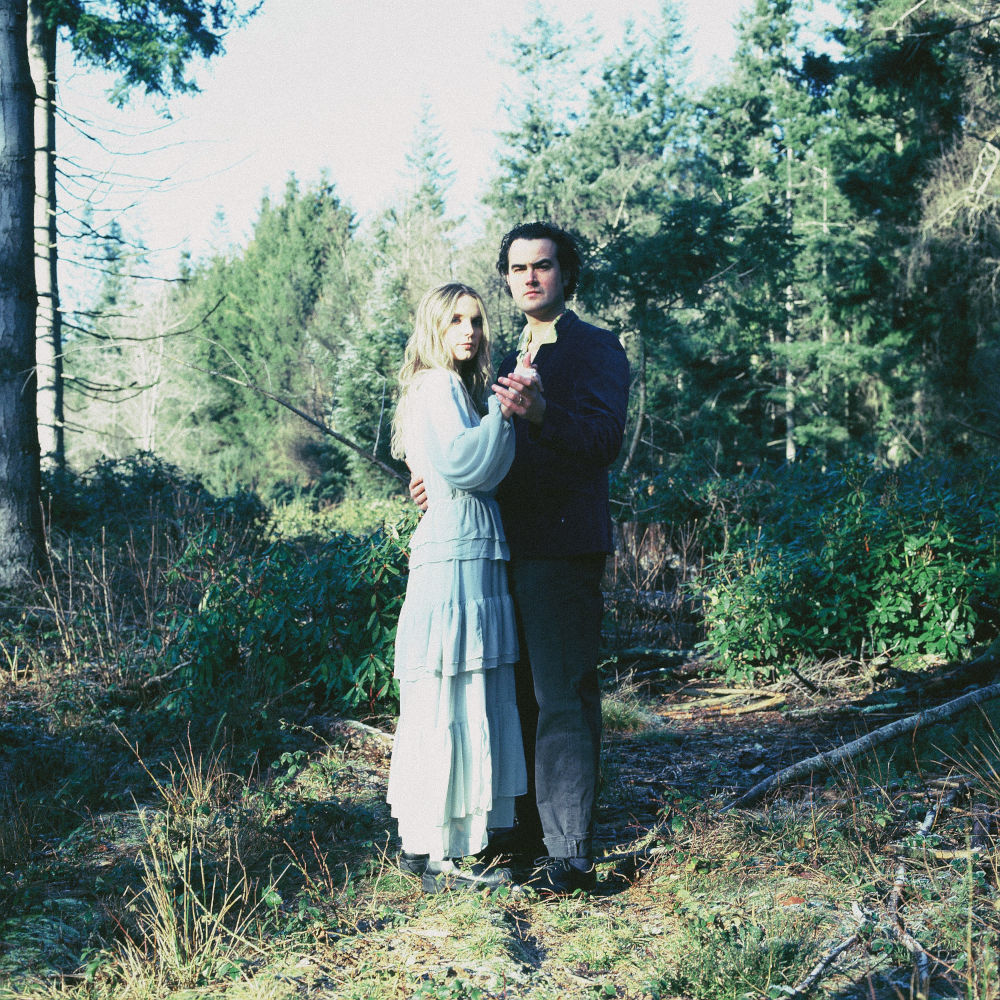 Britisches SingerSongwriter Duo FERRIS & SYLVESTER beeindrucken mit ...