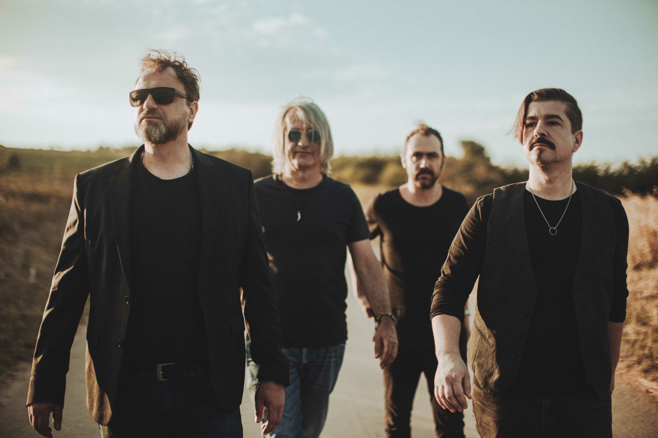 Am 25. Juni 21 steht der Release von „Ambedo“ der ELLIS MANO BAND aus ...