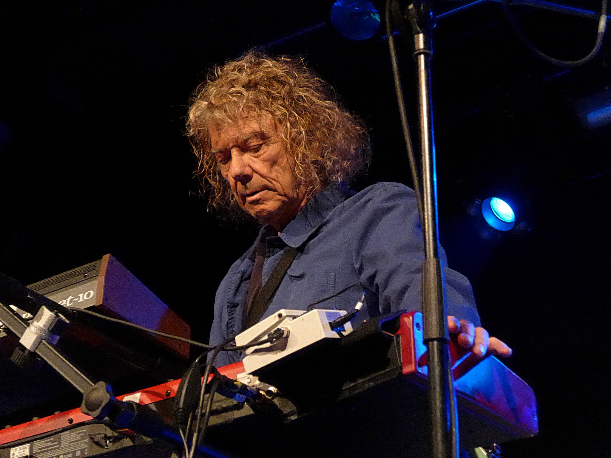 Elektrischer Voodoo: Jerry Harrison & Adrian Belew entzünden im ...